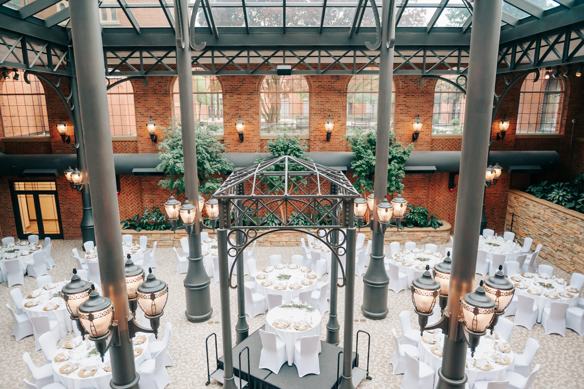 Saint John's Resort | A Luxury Metro Detroit Hotel Wedding Venue