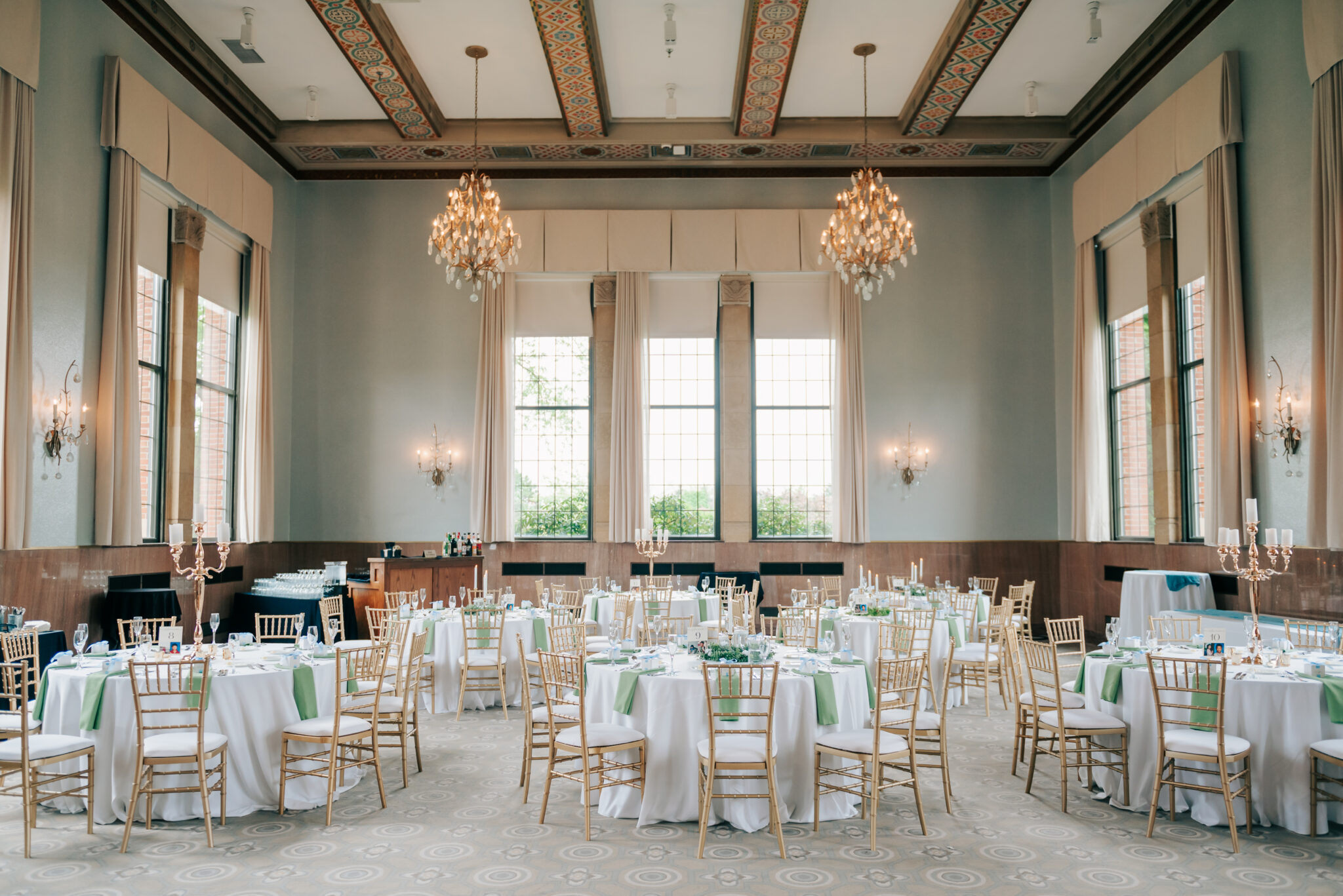 Saint John's Resort | A Luxury Metro Detroit Hotel Wedding Venue